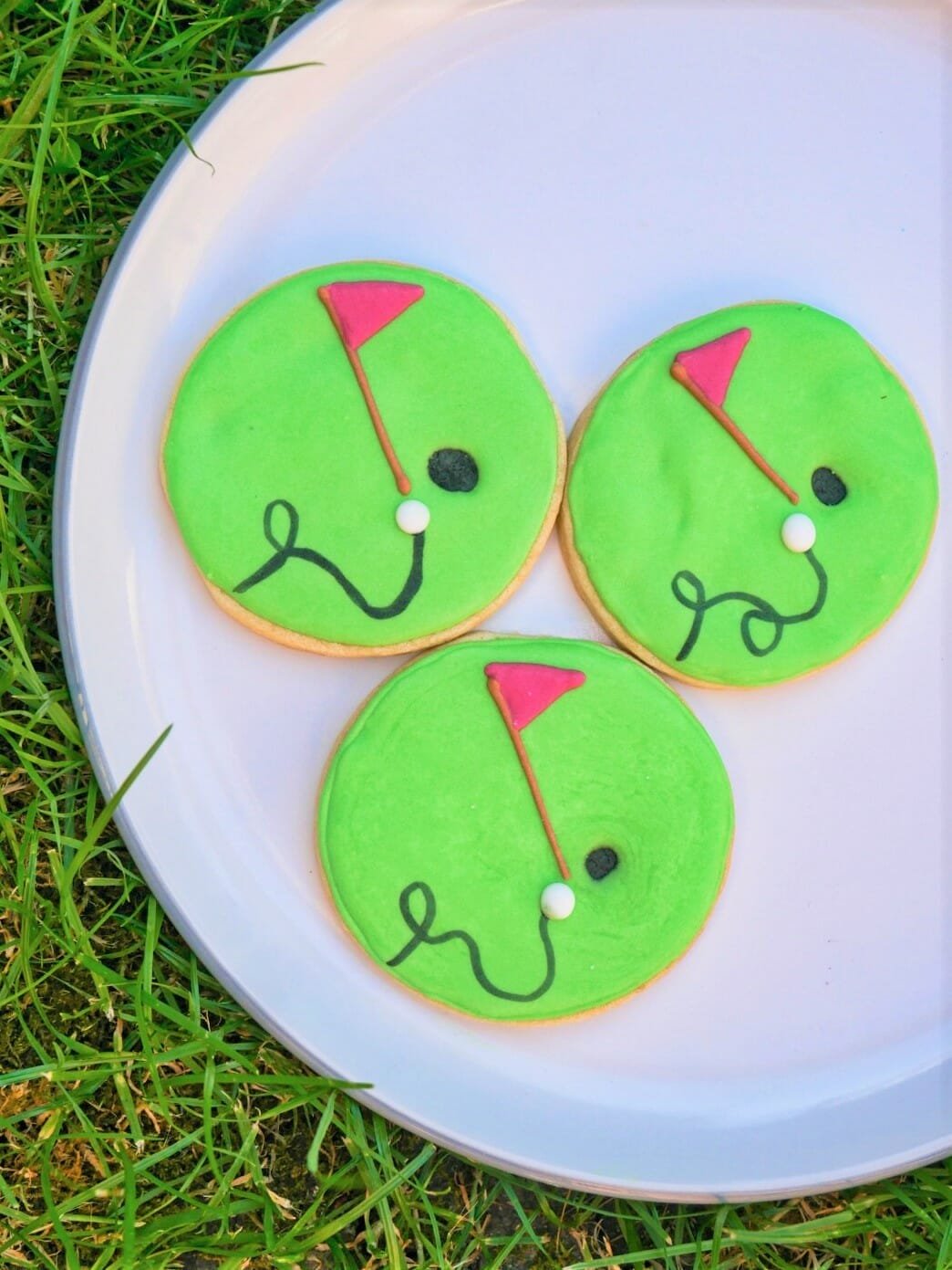 Super Simple Golf Cookies: Tutorial + Tips - No Fuss Kitchen